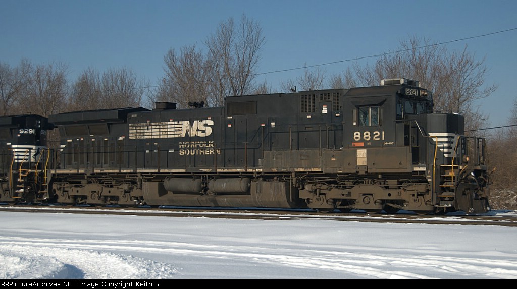 NS 8821